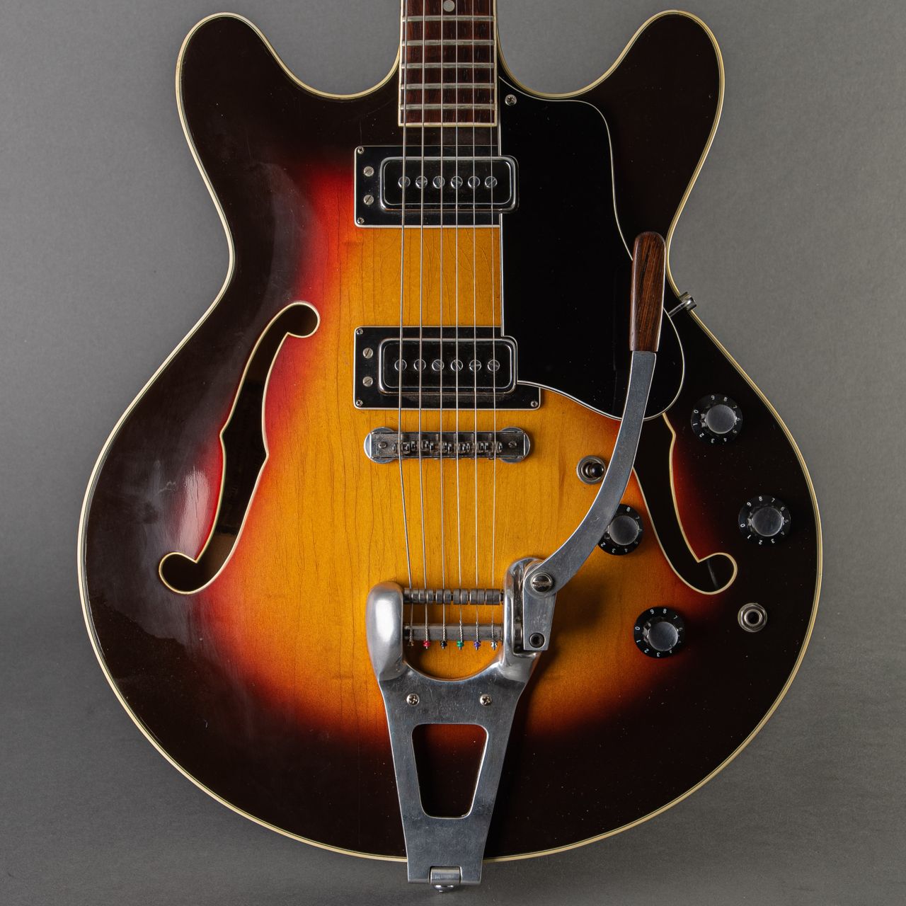 Standel 420-SV mid 1960s, Sunburst | Carter Vintage Guitars